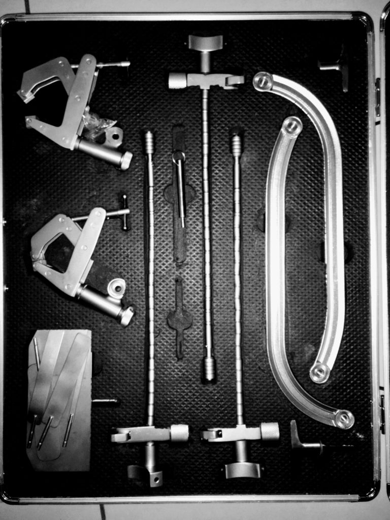 Laila retractor(L and J shape) | Pure Meditech Solution - Pure Meditech ...